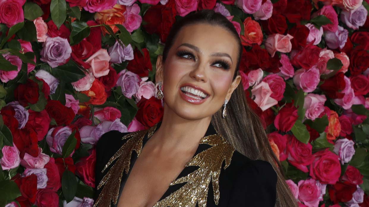 Cantante Thalía Se Convierte En La Imagen De Televisaunivision
