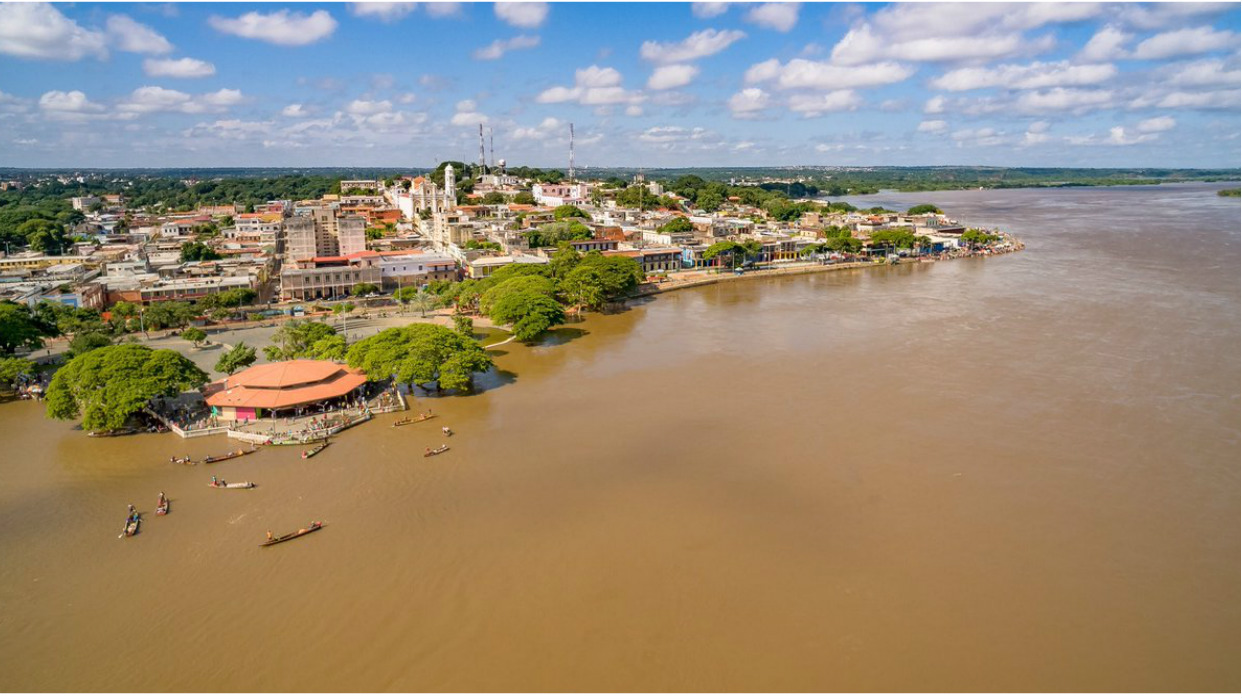 Crecida del río Orinoco causa estragos en varios estados del país