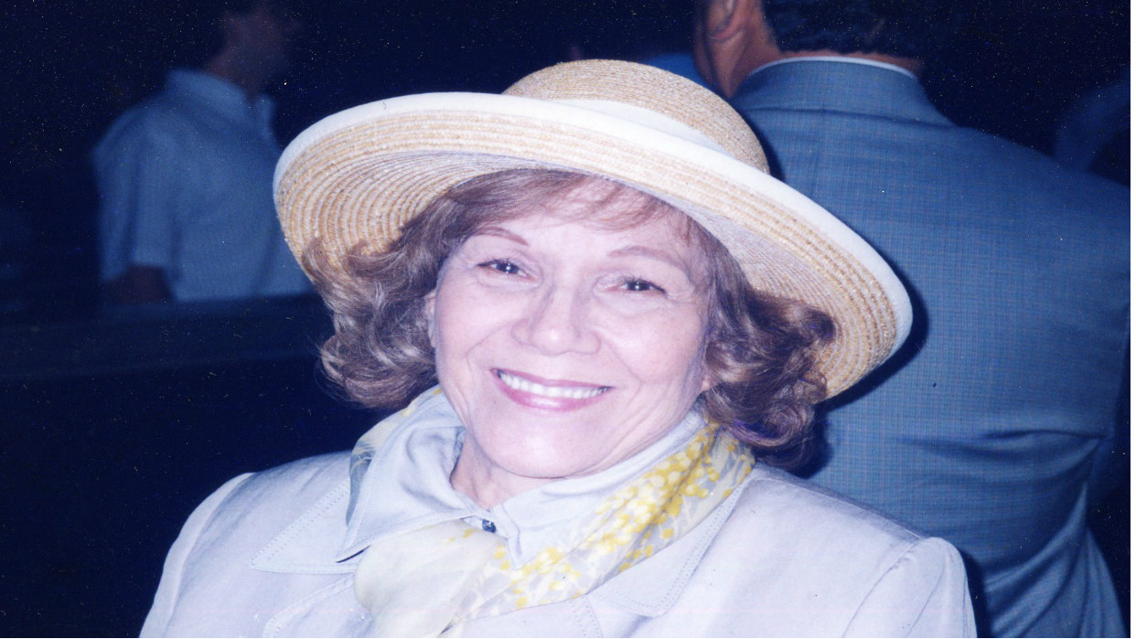 A 15 años de su partida, el legado de María Esperanza Medrano sigue más ...