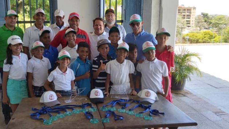 El Club Caraballeda celebró con sus golfistas infantiles