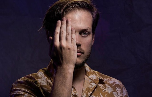 Gamboa llena de "Colores" su carrera