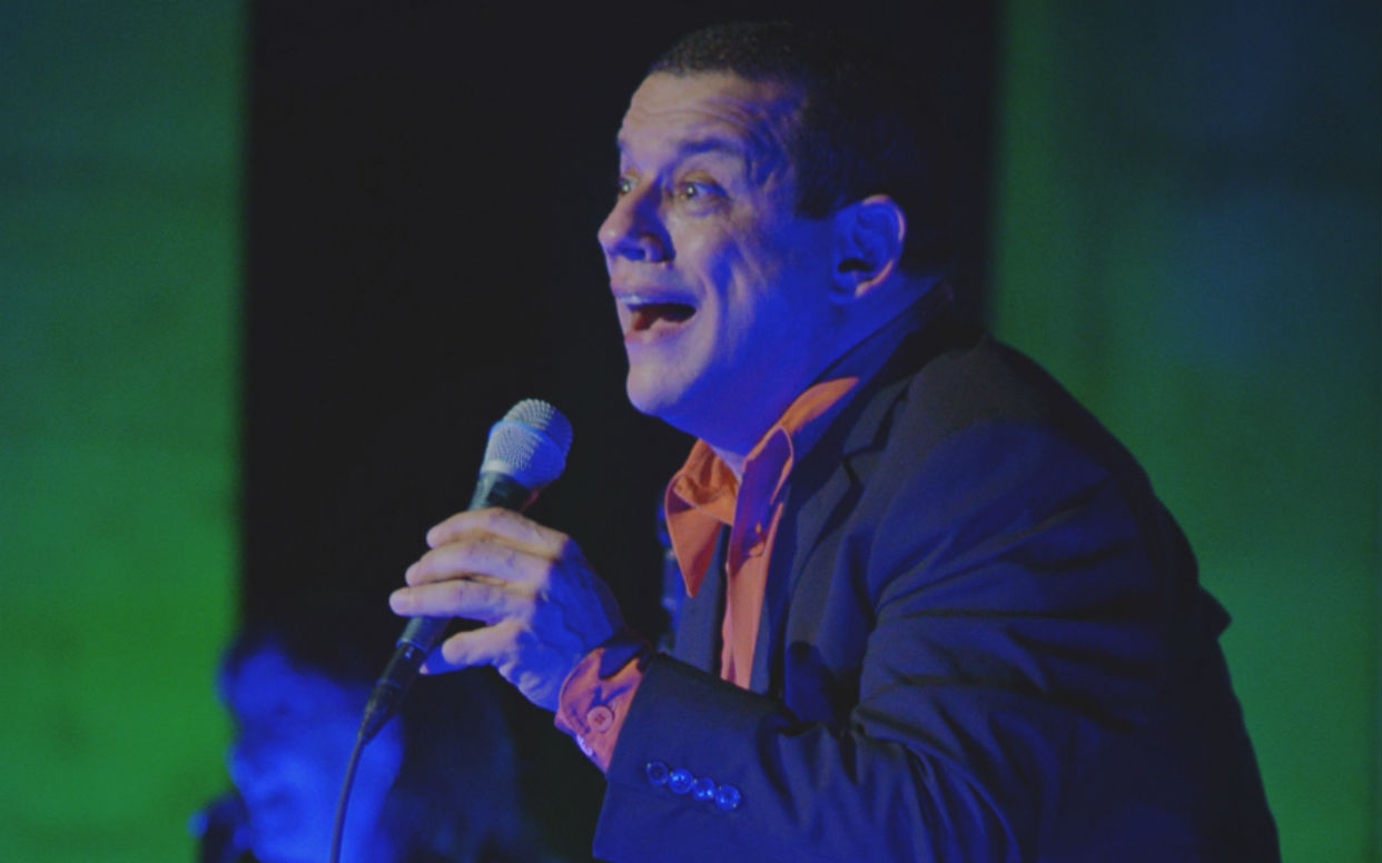 Emilio Lovera presenta espectáculo "Clásico" en Valencia y Caracas