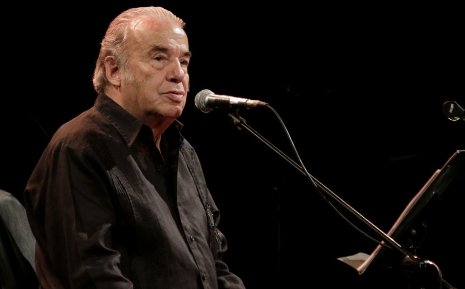 Muere compositor y cantante mexicano Óscar Chavéz por Covid-19