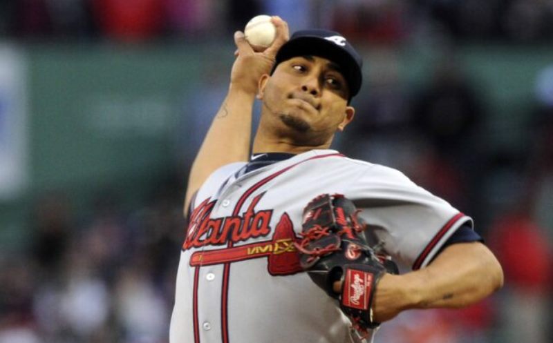 Jhoulys Chacín firma con los Bravos de Atlanta