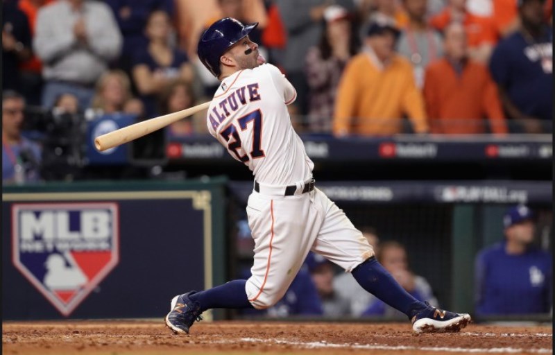 José Altuve condujo victoria de los Astros con su primer jonrón José Altuve condujo victoria de los Astros con su primer jonrón