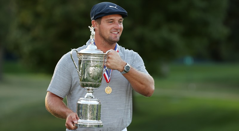 Bryson DeChambeau impone su fuerza en el Abierto de EEUU