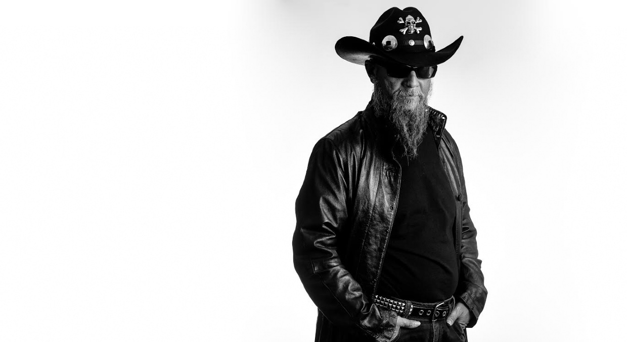 El “Extraño mundo” de Yátu, un disco sólido y especial