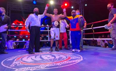 Johan González conquistó la corona welter Fedelatin por nocaut ante ...