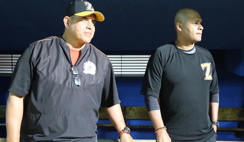 Lipso Nava y Wilson Alvarez fueron contratados por los Leones del Caracas