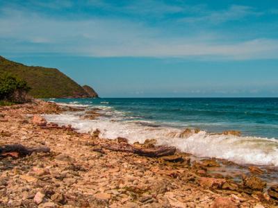 Bahía de Patanemo, belleza caribeña para dejarse enamorar