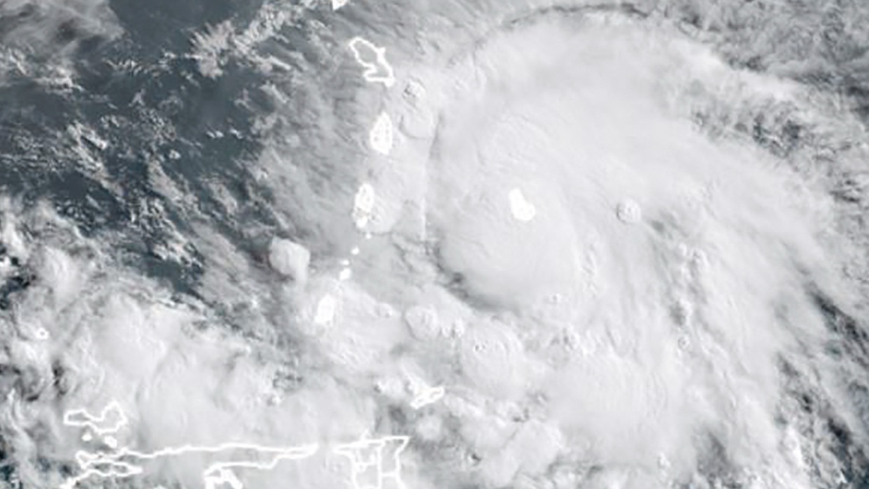 Tormenta Elsa azota a Cuba tras dejar al menos tres muertos en el Caribe