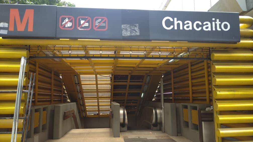 Aplican limpieza y restauración profunda a estación del Metro Chacaíto