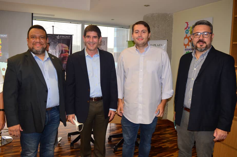 Un encuentro para celebrar a la hamburguesa