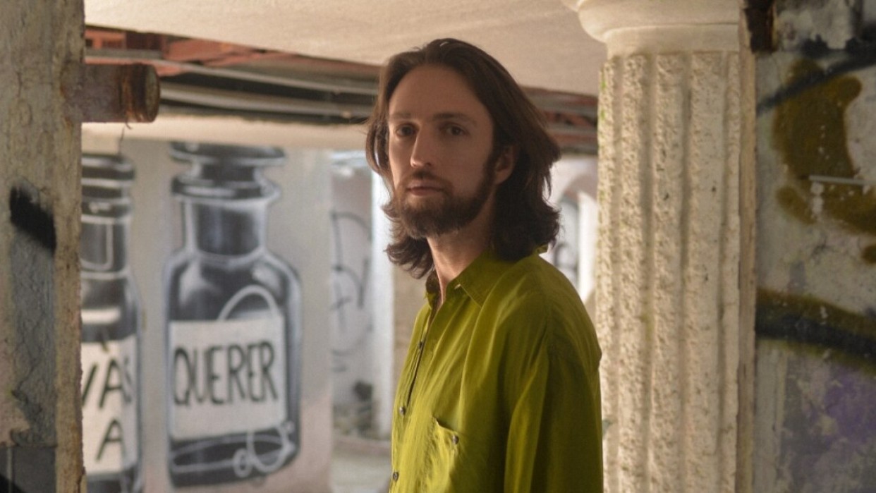 Esteman: “Mi música es una nostalgia bailable”
