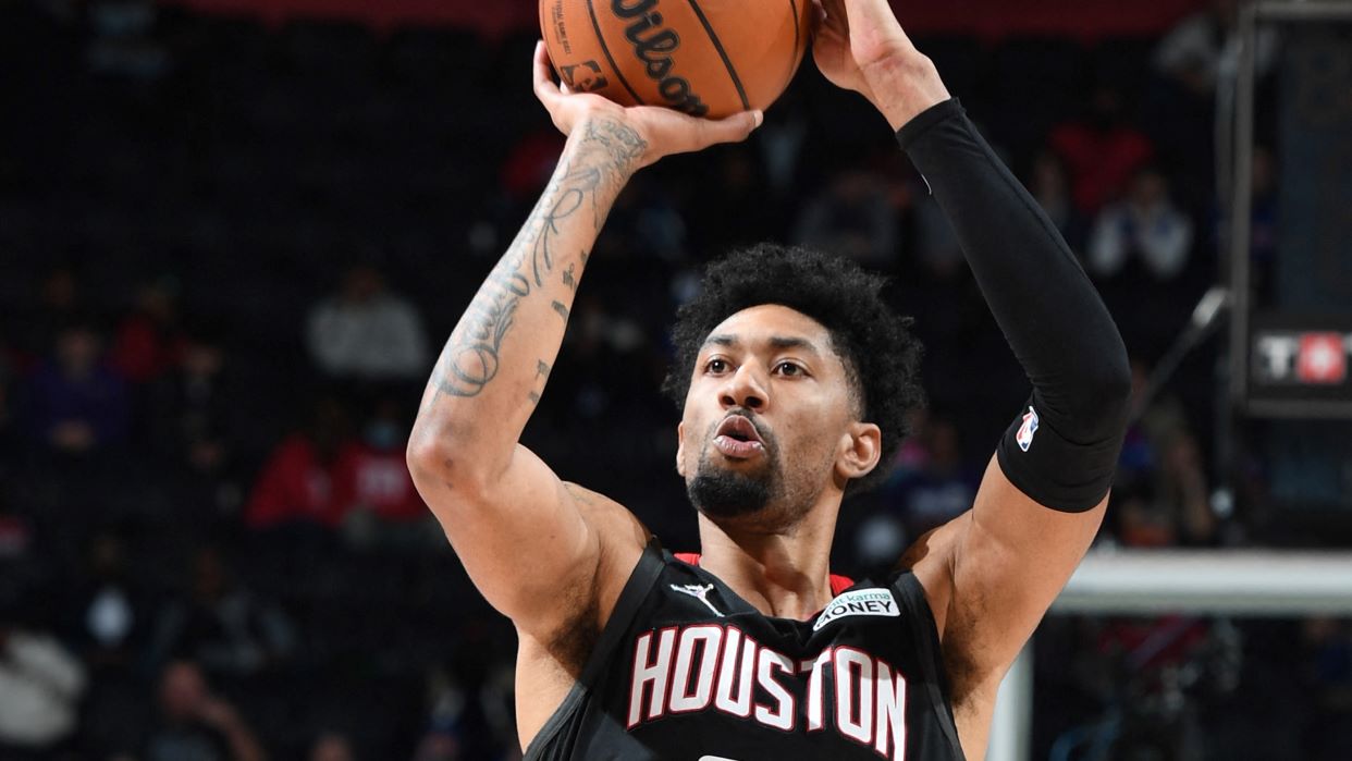 Los Rockets de Houston se imponen con contundencia a los Pistons de Detroit
