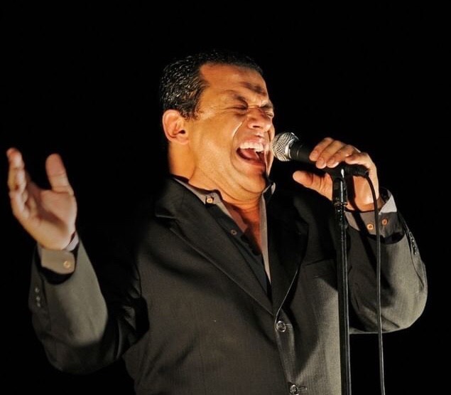 Emilio Lovera inicia gira nacional e internacional de "Clásico"