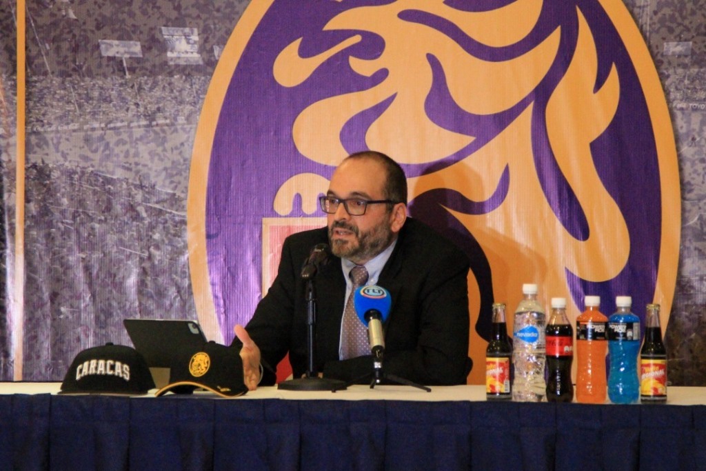 Juan Carlos Escobar asumió oficialmente la presidencia de los Leones ...