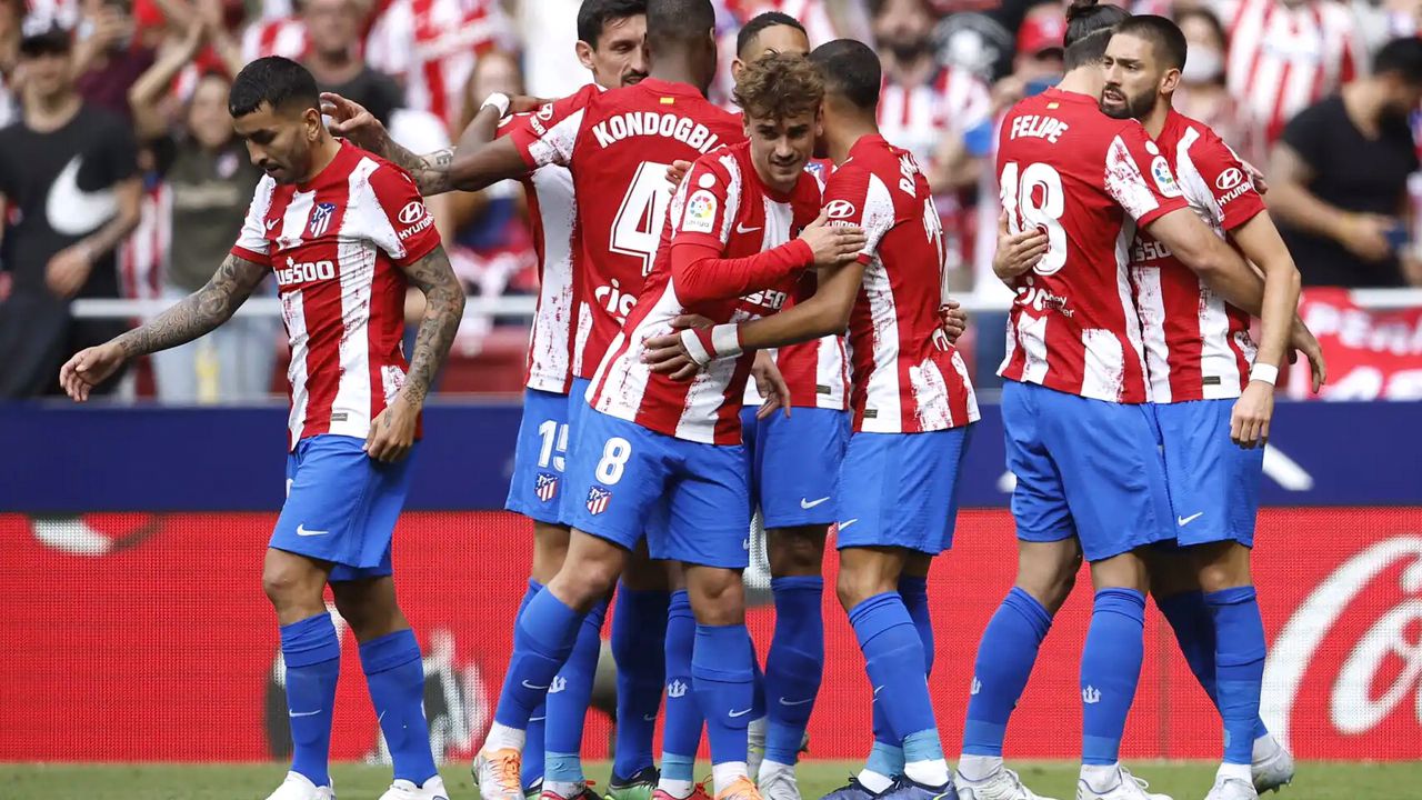 El Atlético gana 2-1 al Espanyol con un penal en el último suspiro