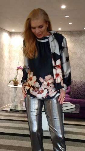 Irma Contreras y sus blusas estrellas