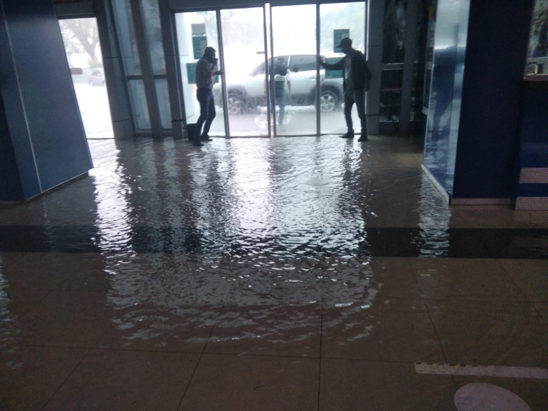 Torrencial aguacero afectó 13 sectores de Maturín