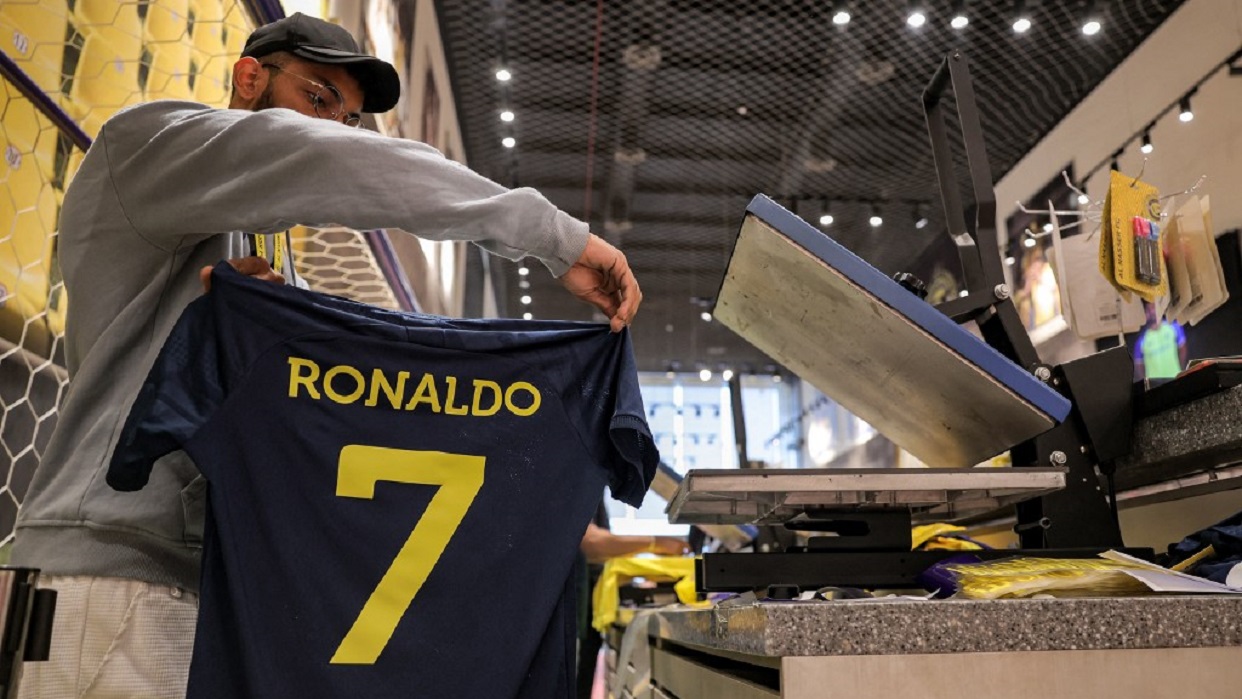 Cristiano Ronaldo será presentado el martes a los aficionados de Al-Nassr