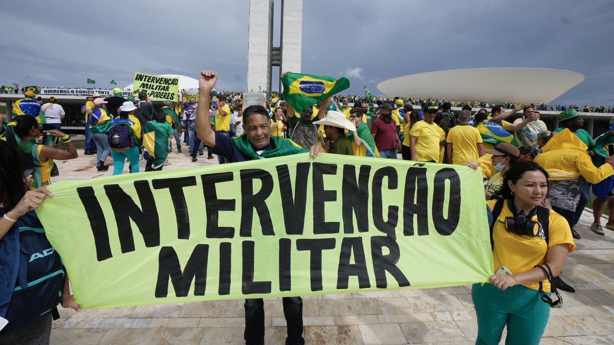 La comunidad internacional reacciona a los disturbios en Brasil