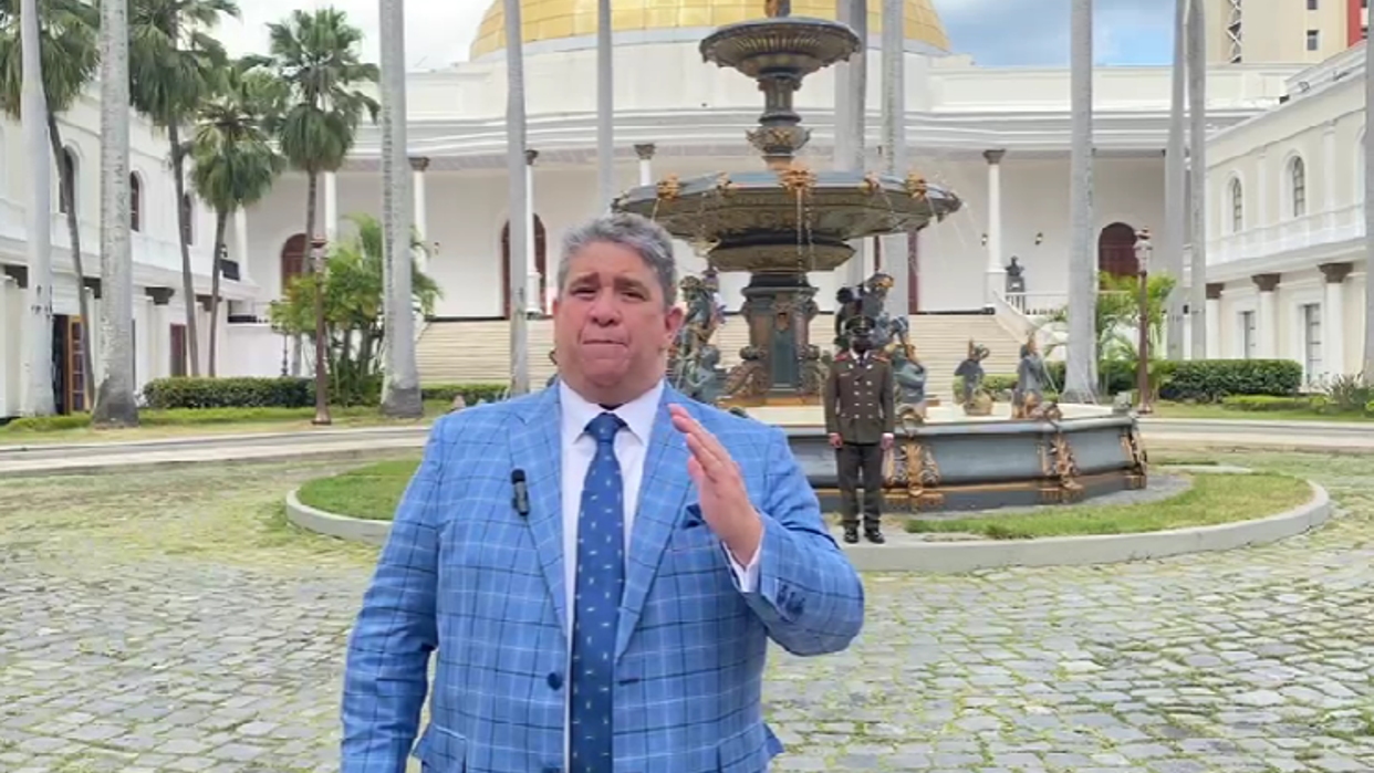 Diputado Correa celebra designación de nueva embajadora en España y condena actitud de Bolsonaro ...