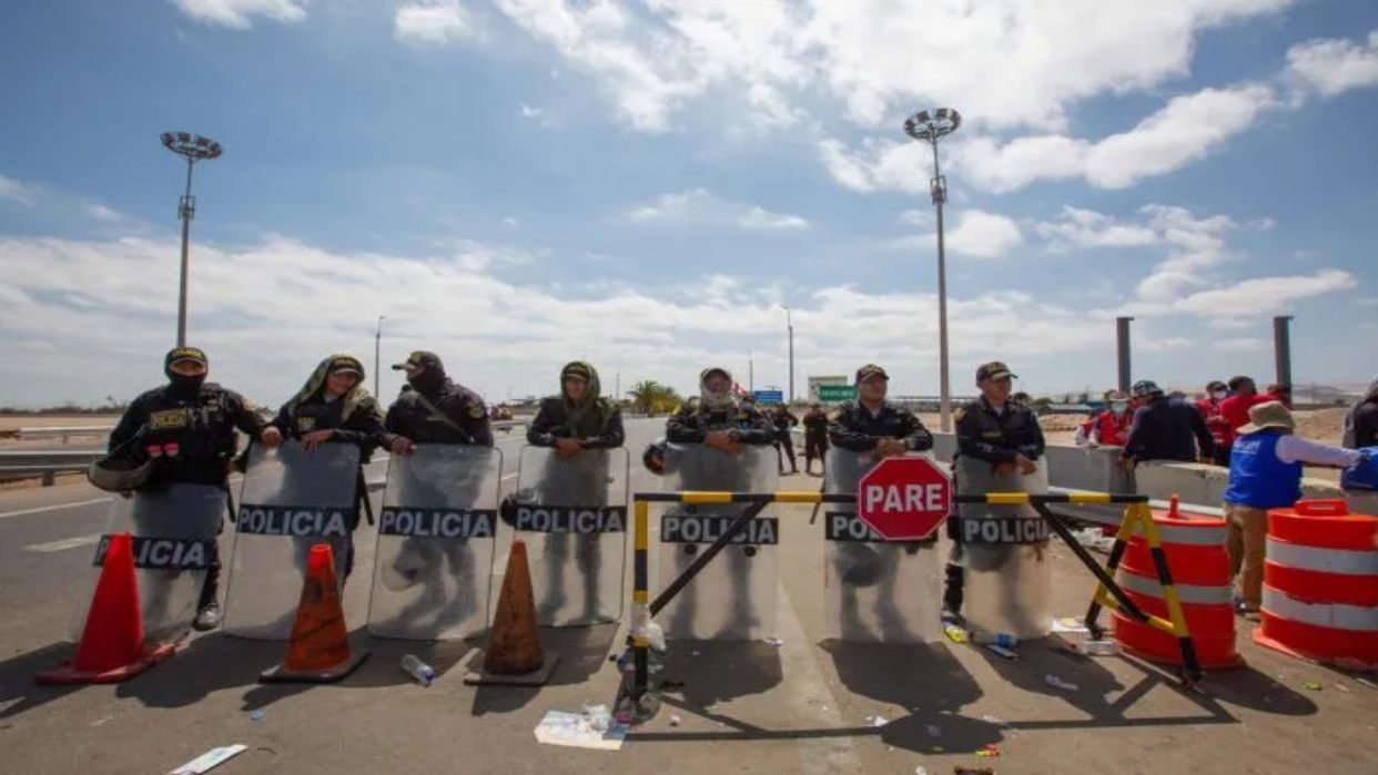 Perú oficializa el estado de emergencia en sus zonas de frontera