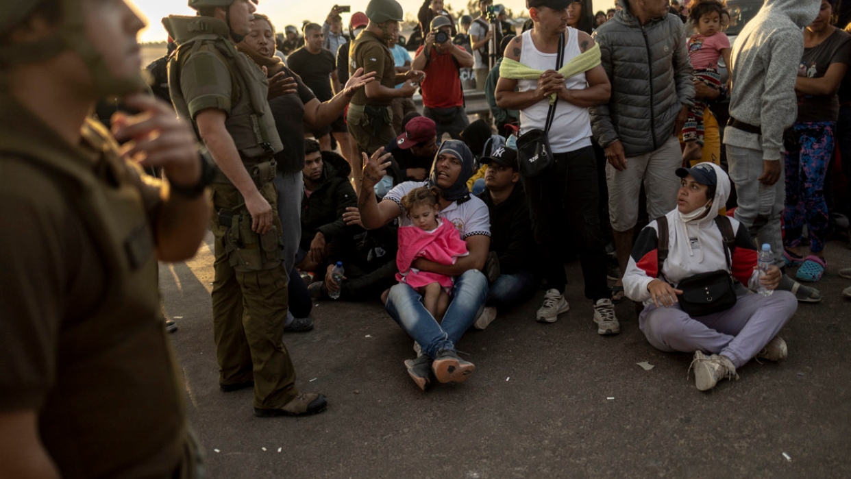 Gobierno chileno confirma "conversaciones" para repatriar a migrantes ...