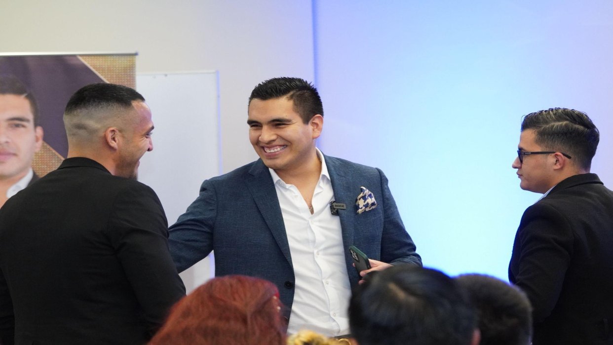 Christian Núñez le dice al mundo que la seguridad financiera sí se ...