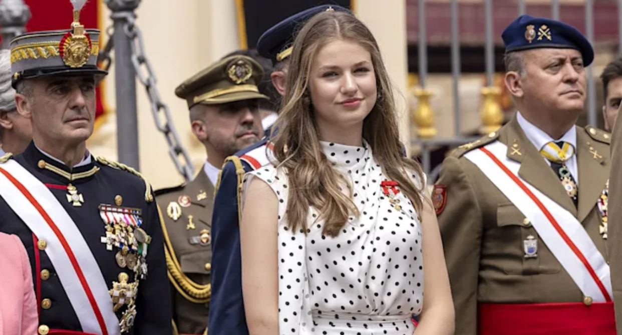 La princesa Leonor da comienzo hoy a la formación militar con su ingreso en la Academia Militar ...