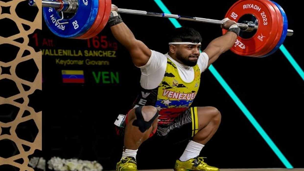 Keydomar Vallenilla ganó tres medallas de bronce en el Mundial de pesas
