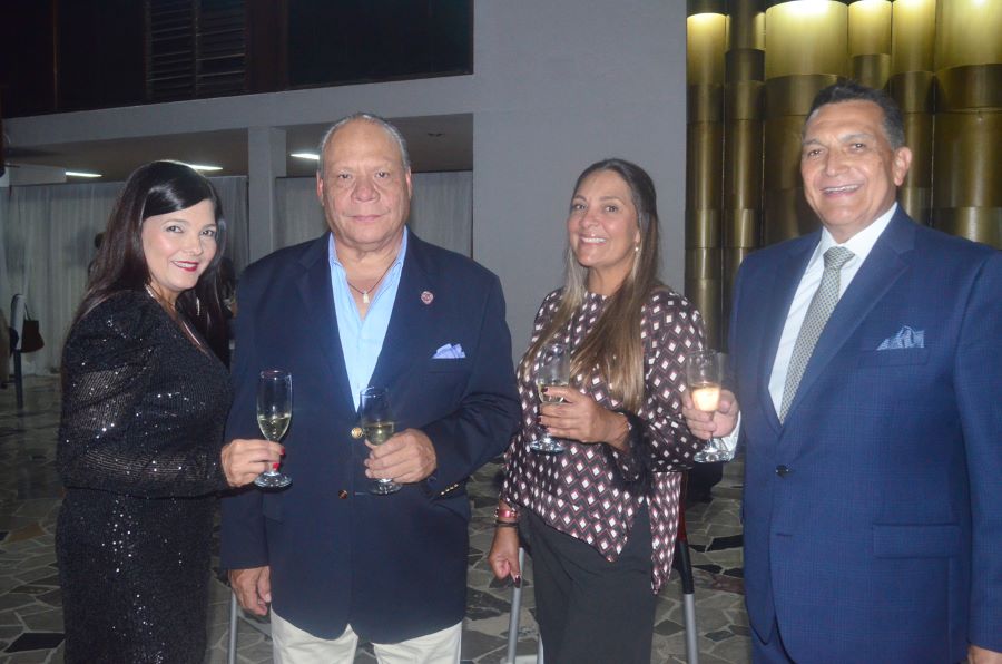 Bienvenida a los nuevos socios del Club Los Cortijos