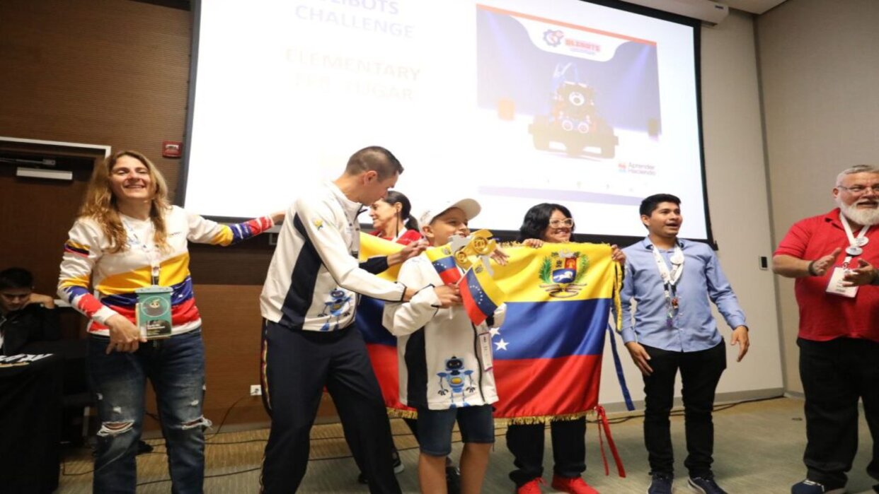 Venezuela logró primer lugar en Olimpiada Mundial de Robótica en Panamá