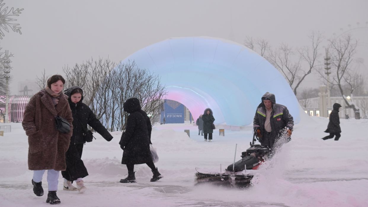 En Imágenes: Una nevada récord en más de un siglo cubre Moscú, Rusia