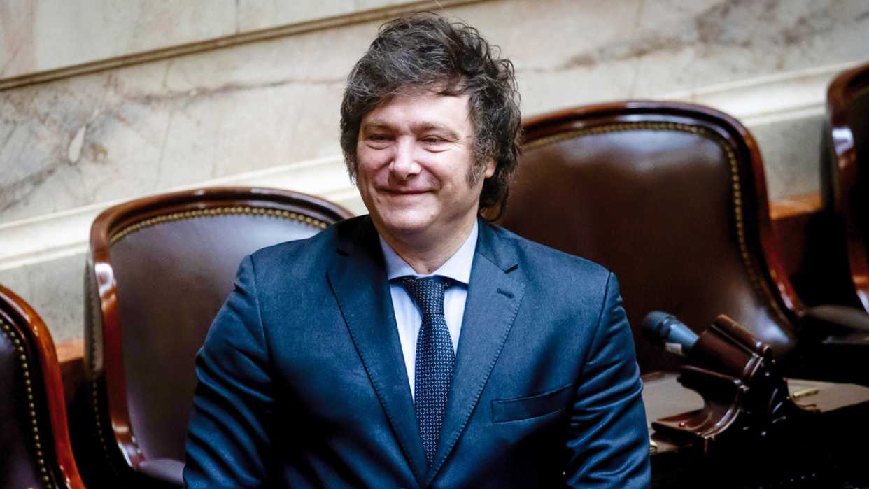 Milei acude a Davos en busca de apoyos para lograr el desembolso de 4.700 millones de dólares ...