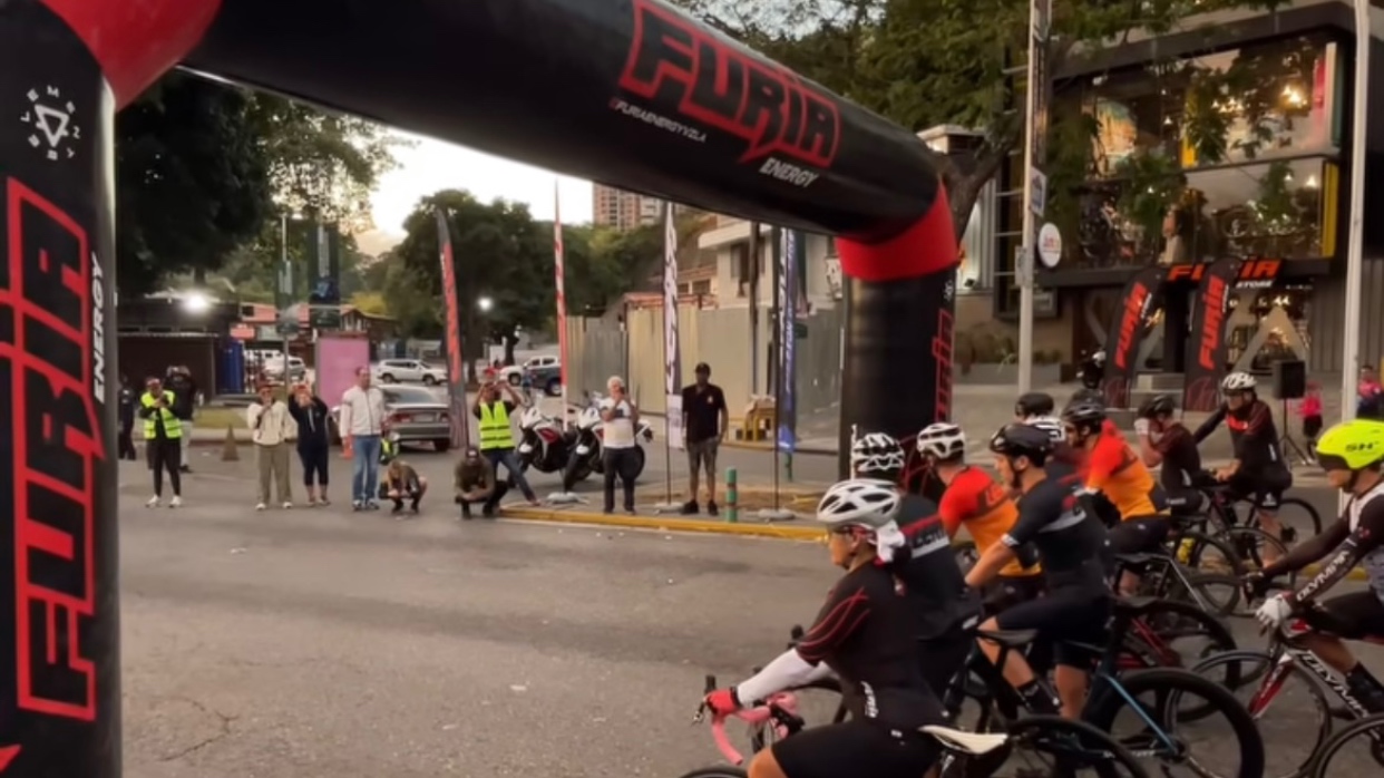 Katiuska García y Brayan Revette vencieron en la carrera 100K de Furia ...