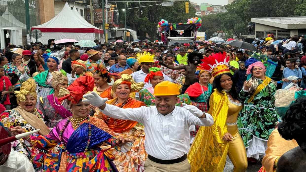 Autoridades invitaron al país a movilizarse para disfrutar de las fiestas de Carnavales 2024