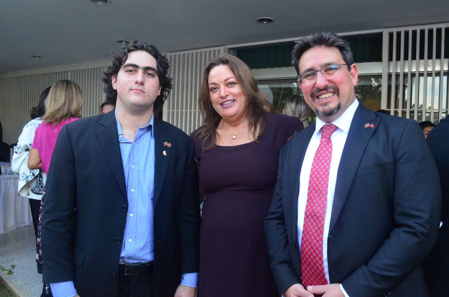 La Embajada de Turquía con la moda nacional