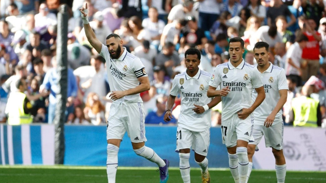 El Real Madrid no falla ante el Cádiz y horas después canta el alirón