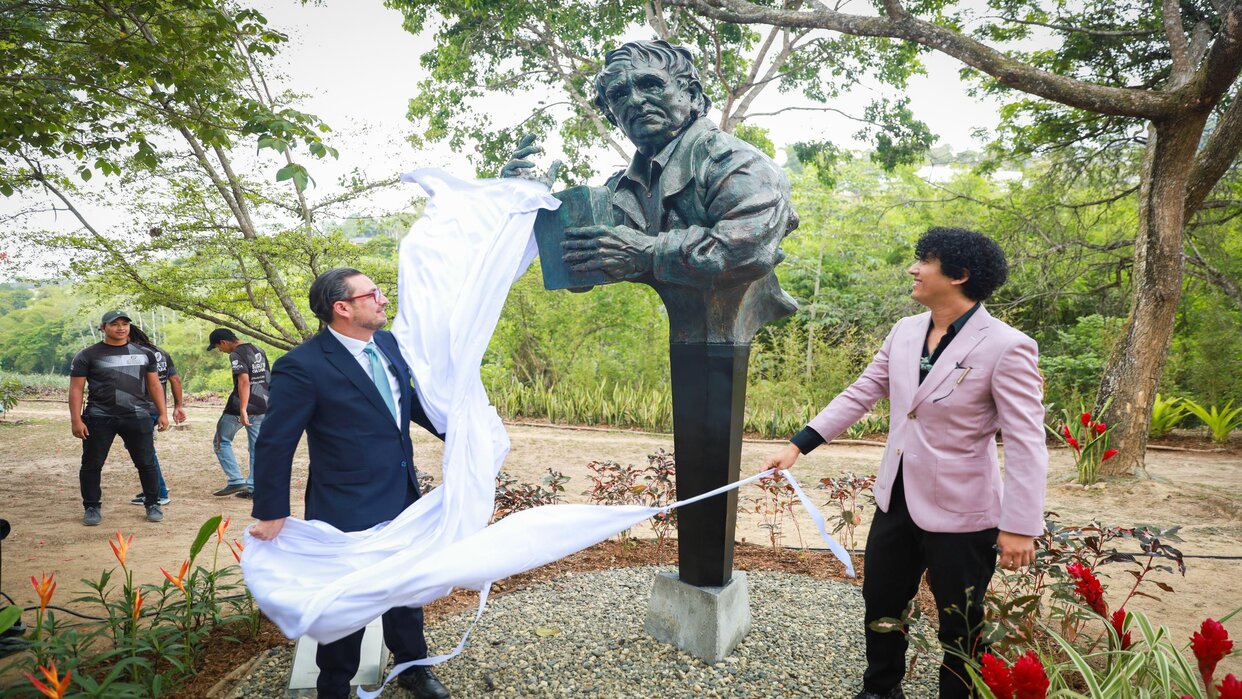 Alcaldía de Baruta rinde tributo al escritor Rafael Cadenas con nueva ...