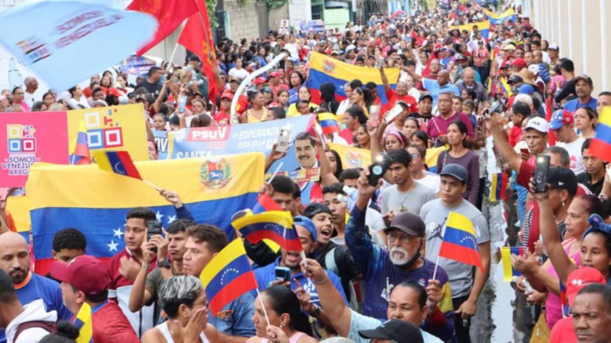 Aragua se despliega en apoyo al candidato del PSUV Nicolás Maduro