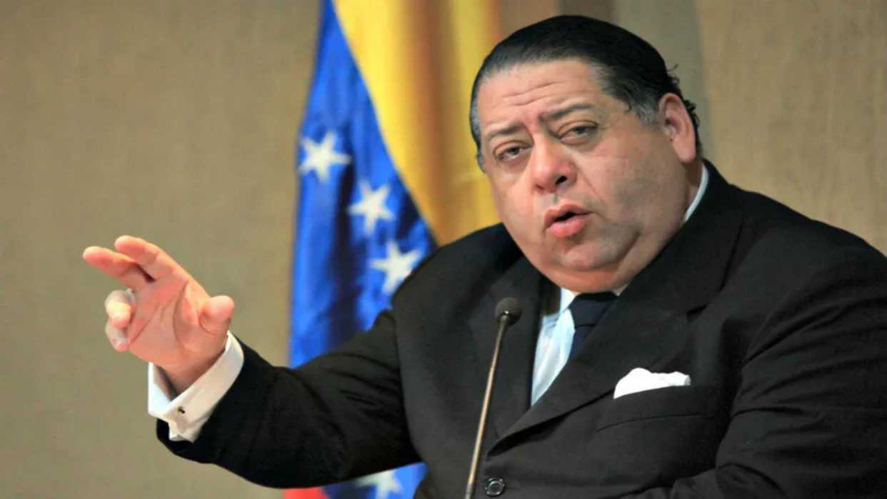 Hermann Escarrá sobre Edmundo González: “Al no asistir al TSJ podría ...