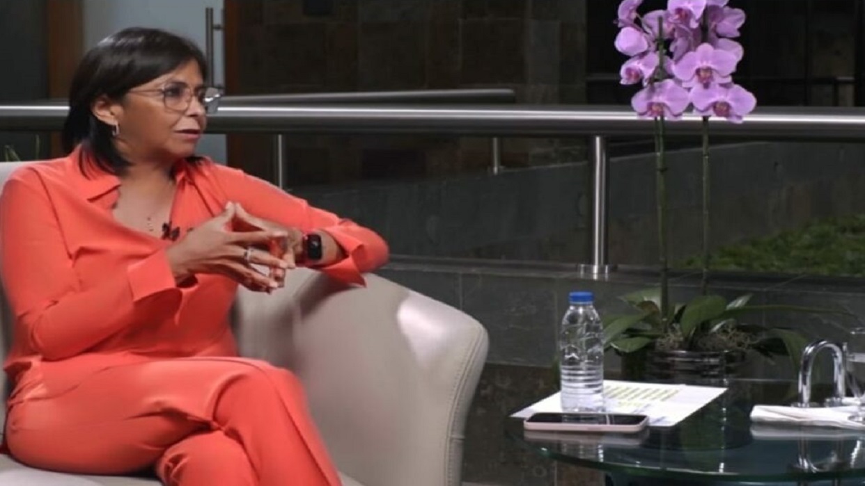 Delcy Rodríguez: política de EEUU se basa en aplicar “sanciones ...