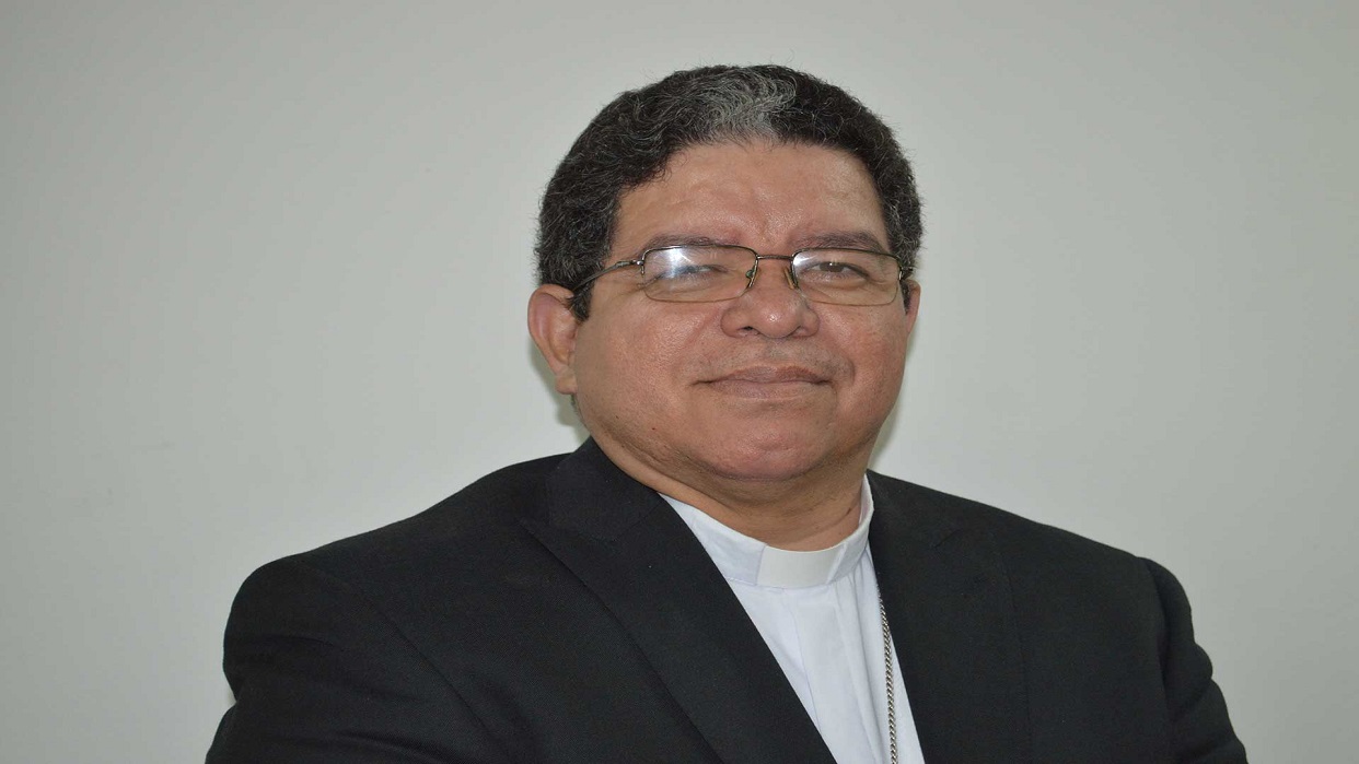 Papa Francisco nombra al monseñor Azuaje Ayala como representante de ...