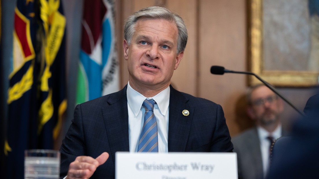 Renunció el director del FBI