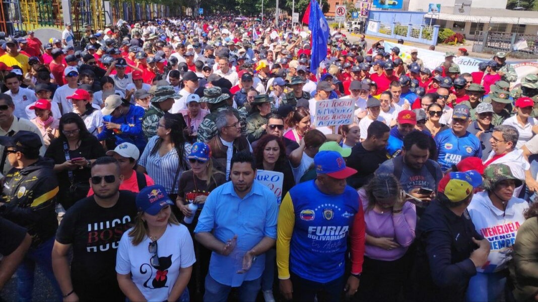 En fotos: Marcha nacional en apoyo al presidente Nicolás Maduro previo ...