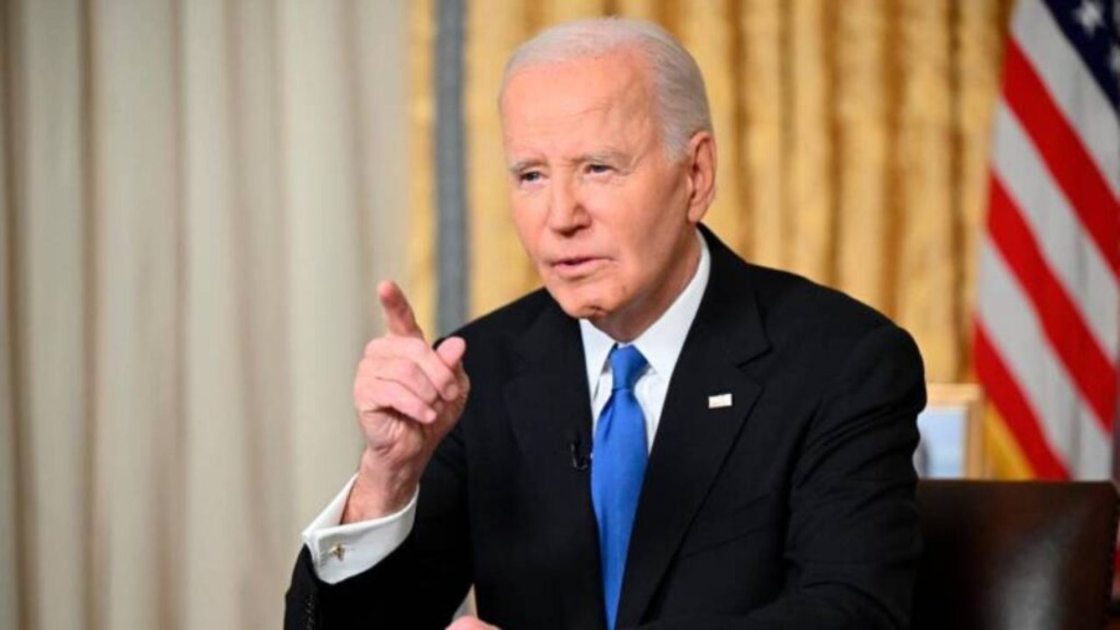 Biden insta a los estadounidenses a "mantener la fe" en su último día ...