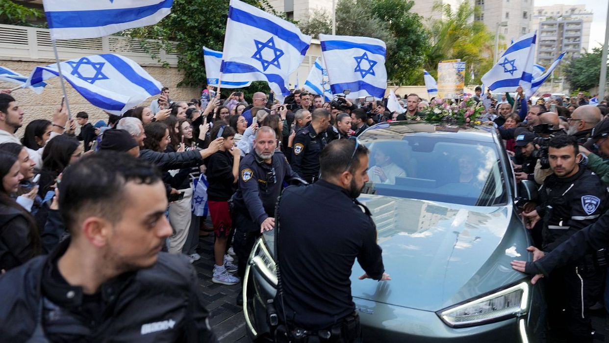 Hamás revela los nombres de los rehenes israelíes próximos a liberar