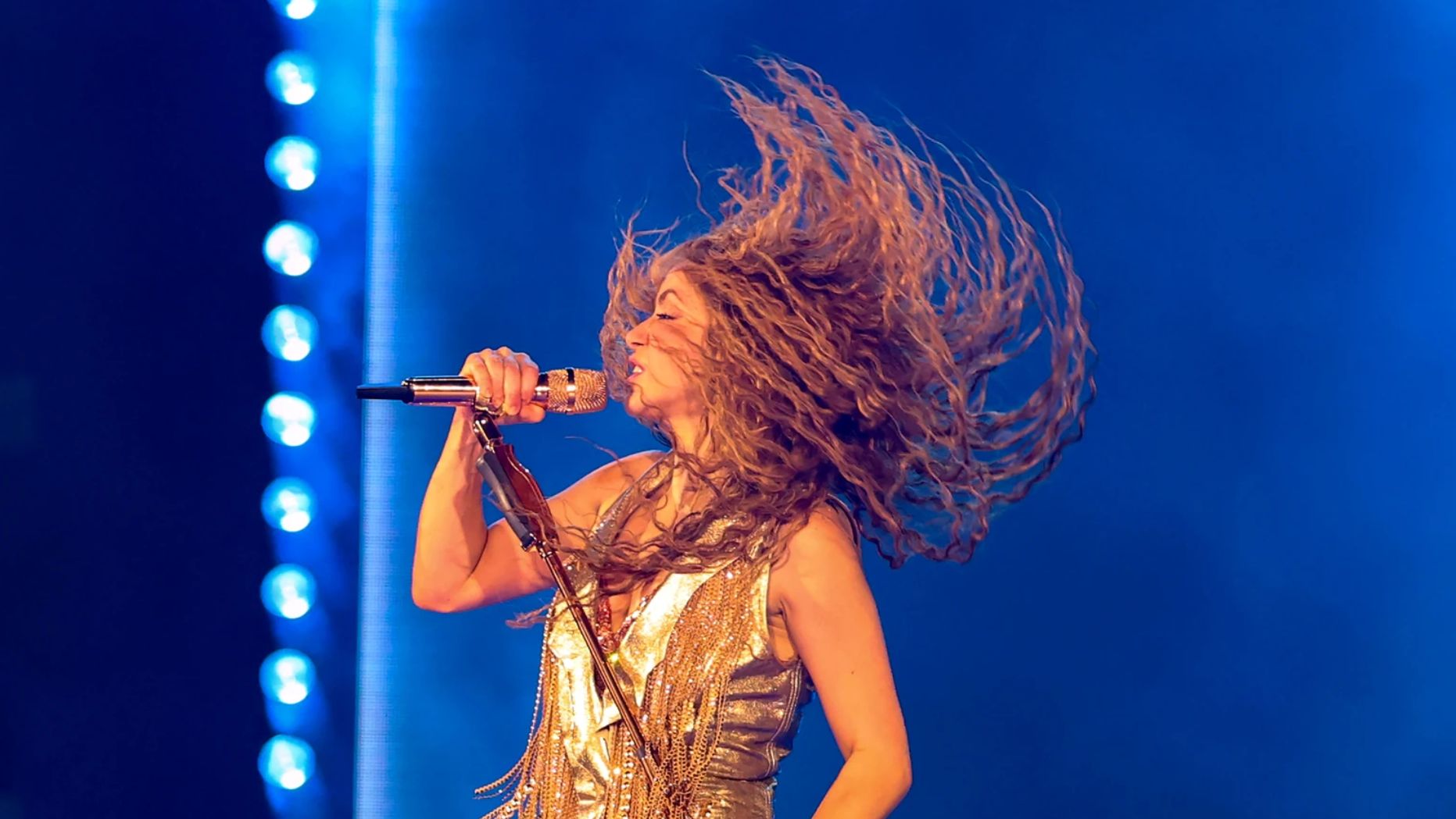 Shakira deslumbra a Río de Janeiro en el inaugural concierto de su gira "Las Mujeres Ya No ...